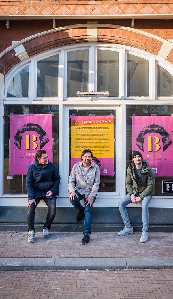 BAR BEA | Modern Bruin Café in Den Haag